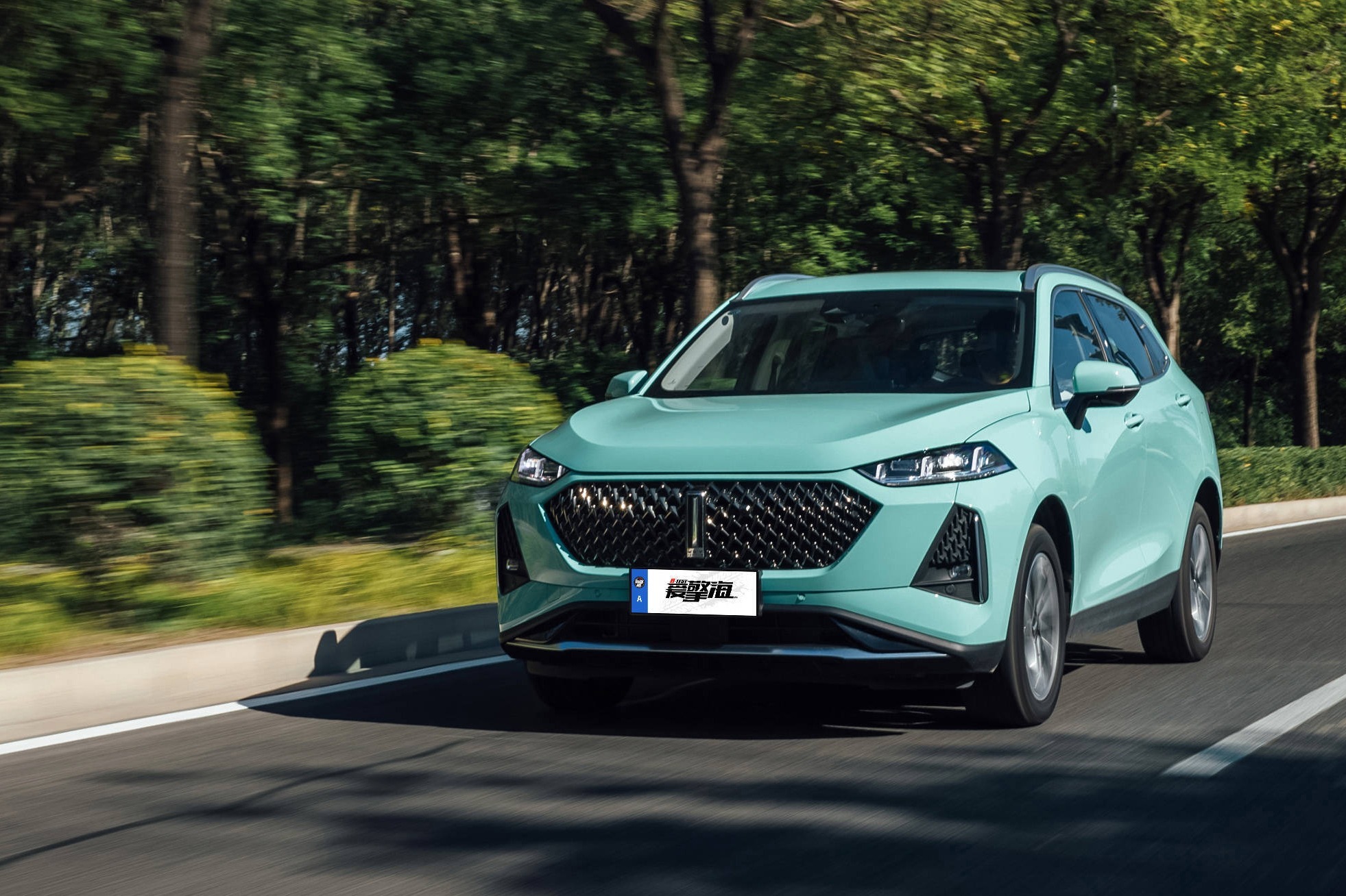 亲测有效！精致 时尚/好开省油 WEY玛奇朵定位到底面向谁？_凤凰网视频_凤凰网