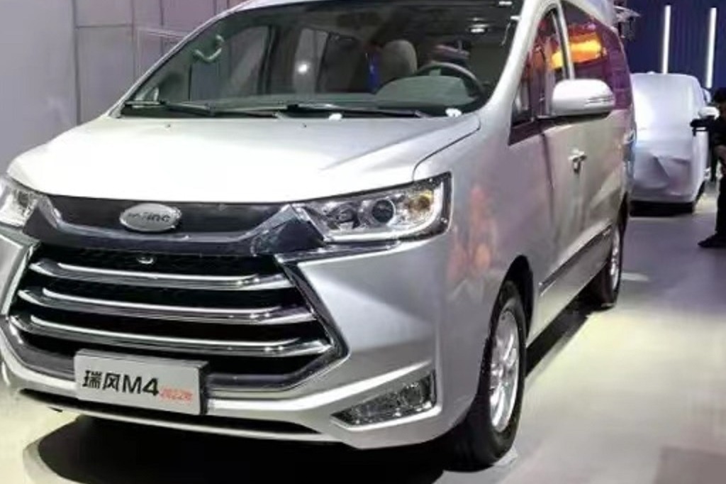 2.0TGDI+6AT，配置更高！体验瑞风M4自动挡_凤凰网视频_凤凰网