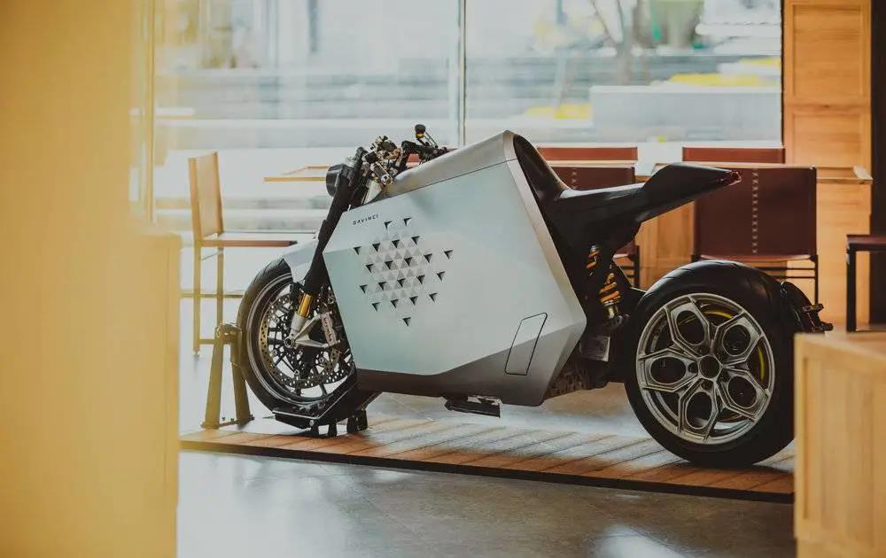 摩托车是怎么在电动时代重生的？_凤凰网