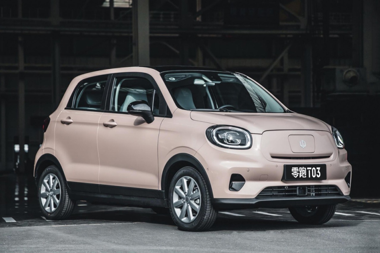 新车快讯｜综合续航超400km，2022款零跑T03上市，6.89万元起售_凤凰网视频_凤凰网