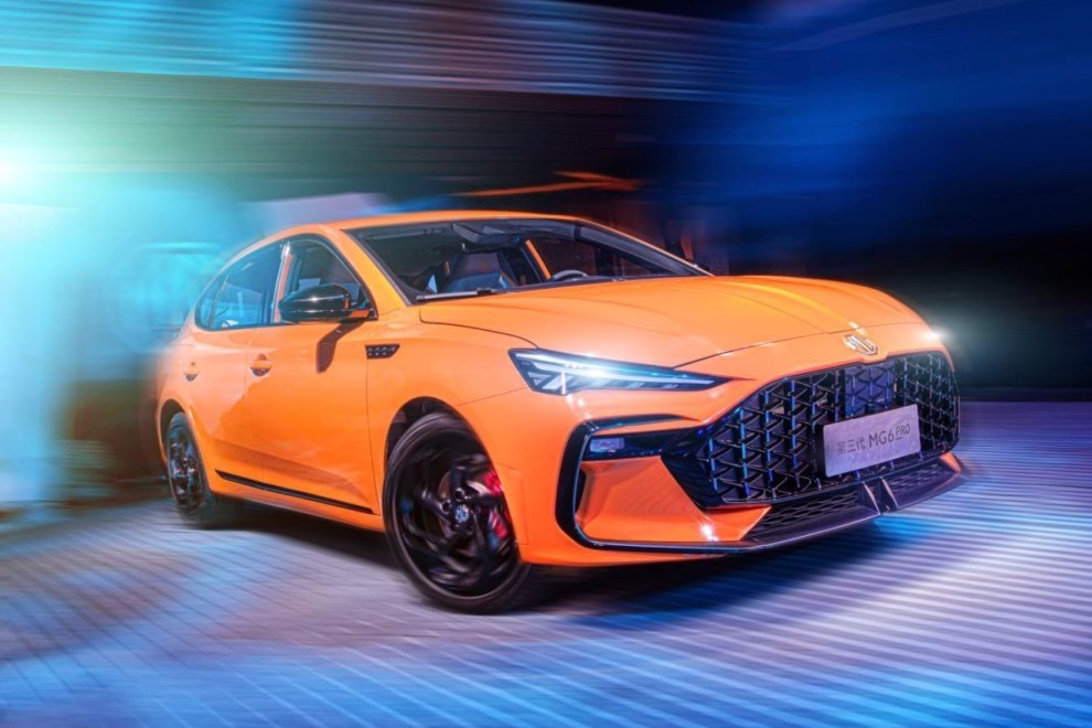 实力PK影豹，第三代MG6 PRO：这才是运动家轿该有的样子_凤凰网