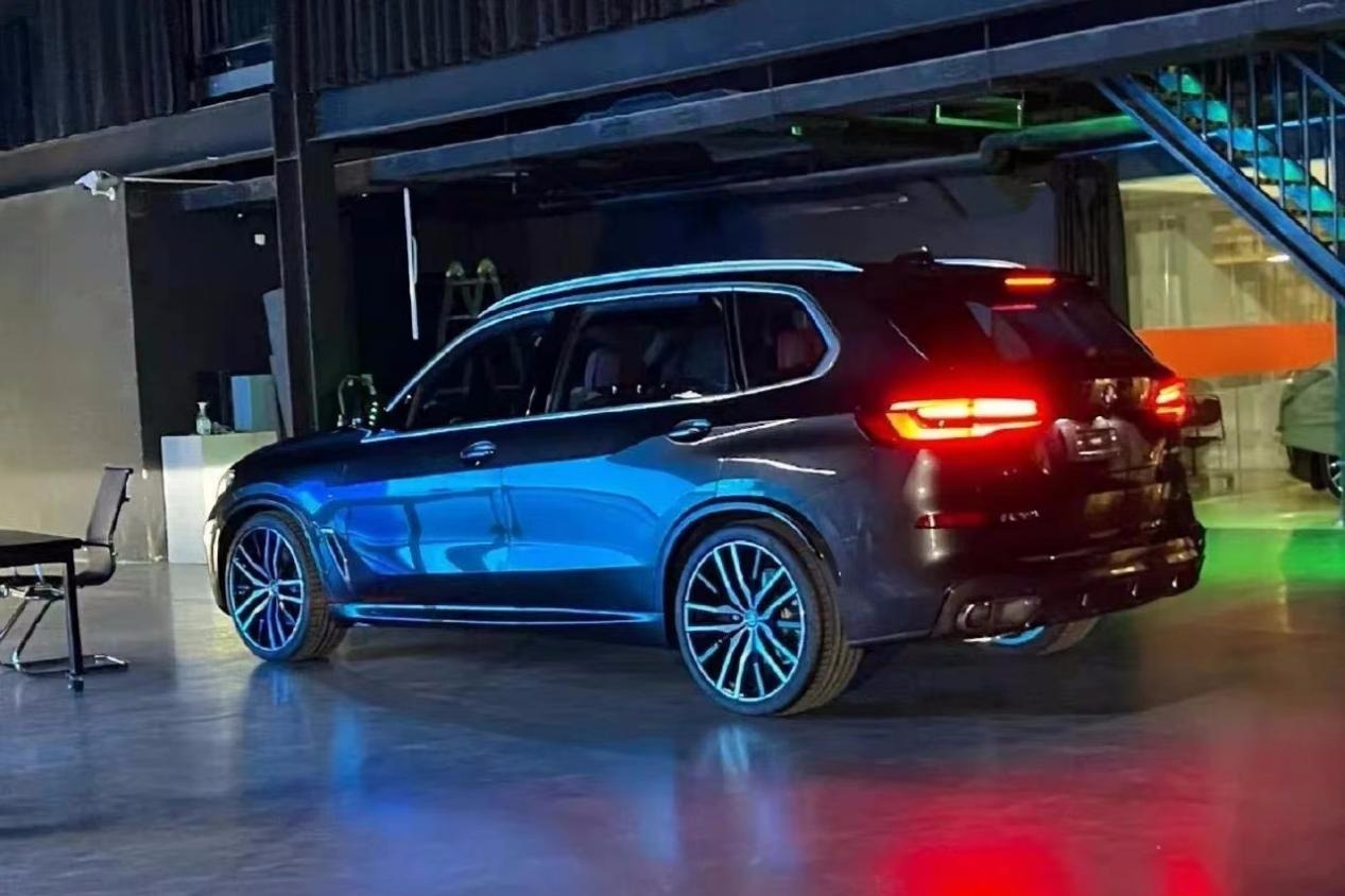 国产X5无伪装谍照曝光，宝马2022年销量靠它稳了？_凤凰网