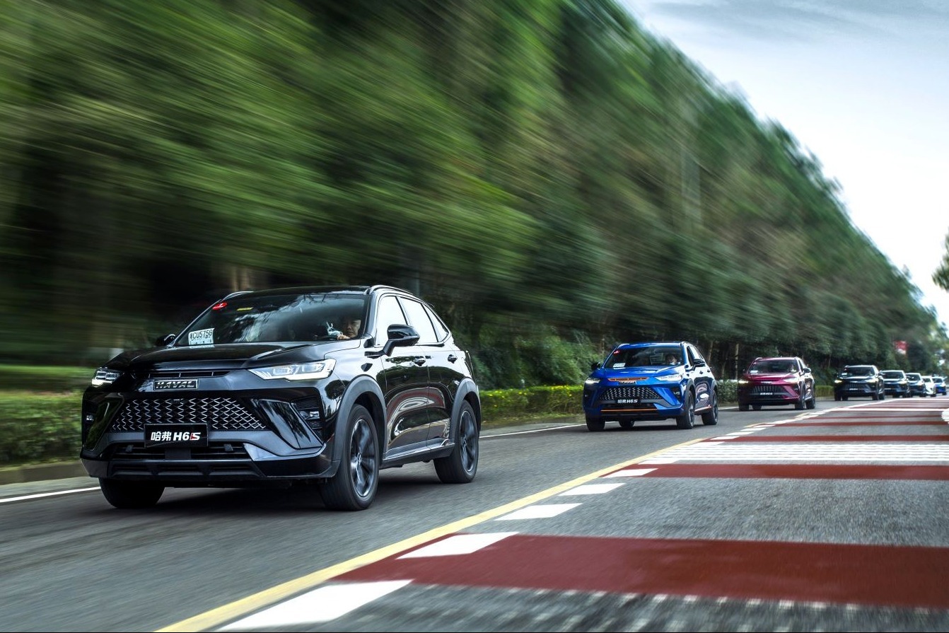 试驾哈弗H6S丨‘堆料’比较狠，开起来到底怎么样？_凤凰网