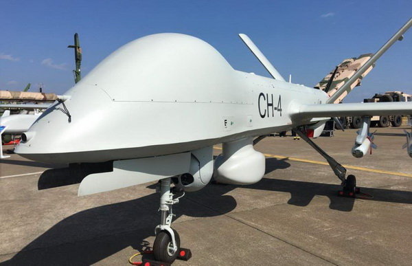 我国首支察打一体无人机部队加强实战化训练__凤凰网