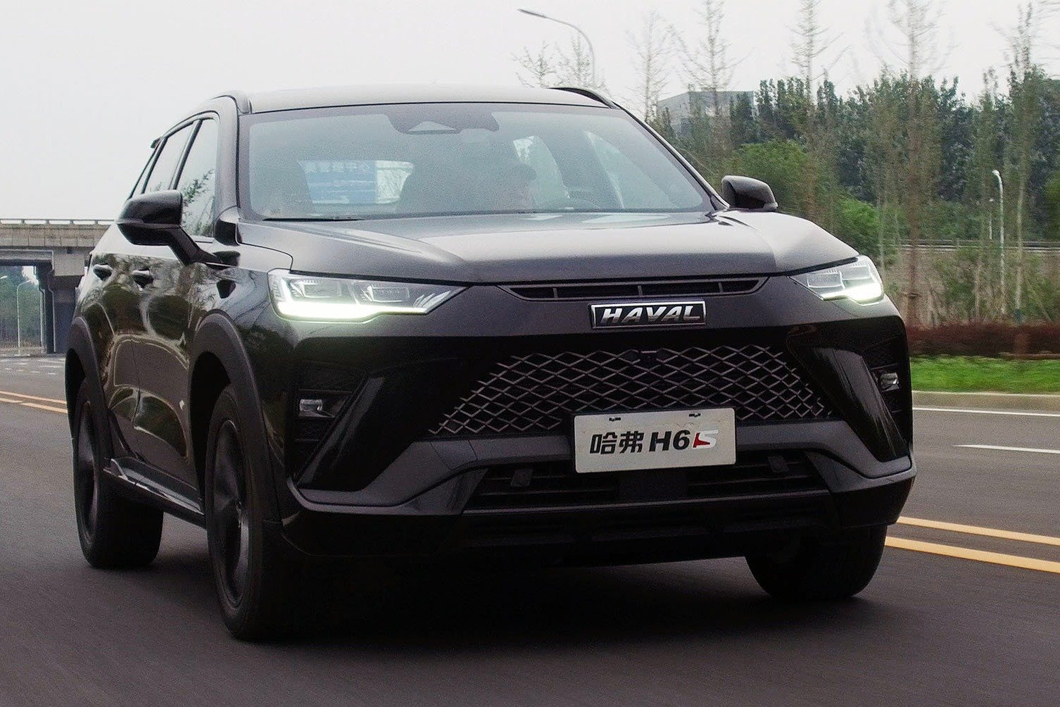 够帅够快的轿跑SUV买哪款合适？哈弗H6S购车手册_凤凰网视频_凤凰网