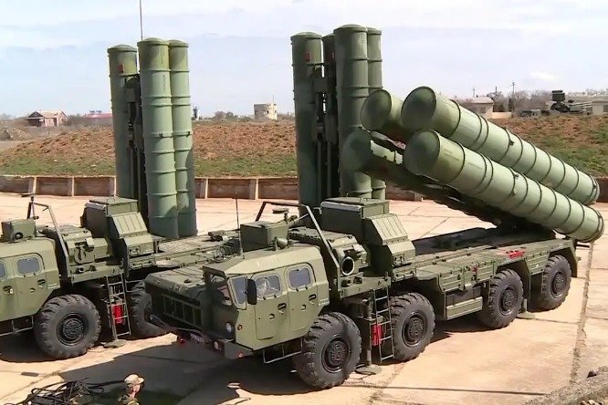 “百里穿杨”：俄S-300V4导弹217公里击落乌战斗机，创新世界纪录_凤凰网