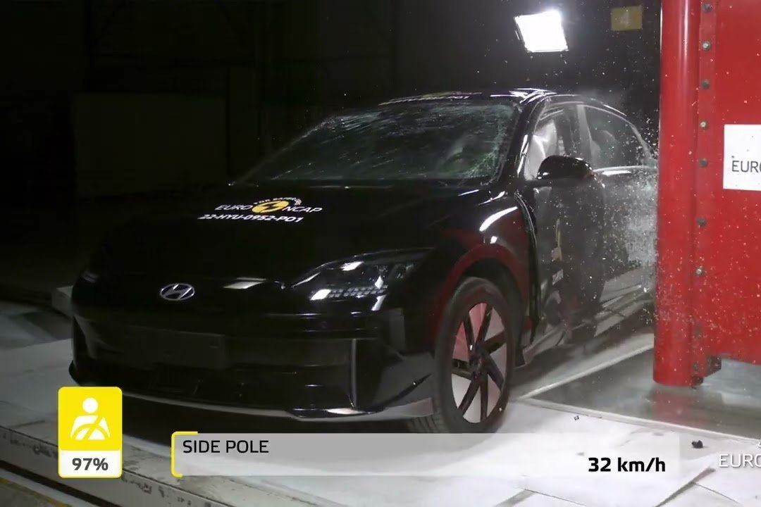 E-GMP平台新标杆？现代Ioniq 6的Euro-NCAP安全测试画面集锦_凤凰网视频_凤凰网