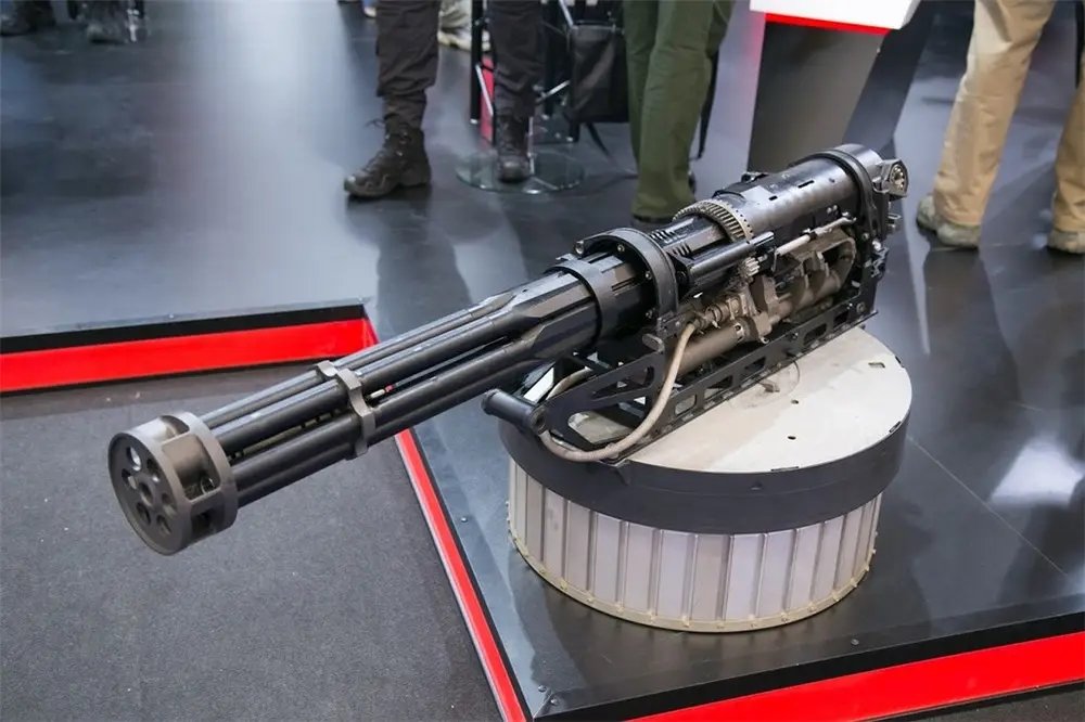 都二十一世纪了，为什么小口径机关炮和大口径机枪还能发挥余热？_凤凰网