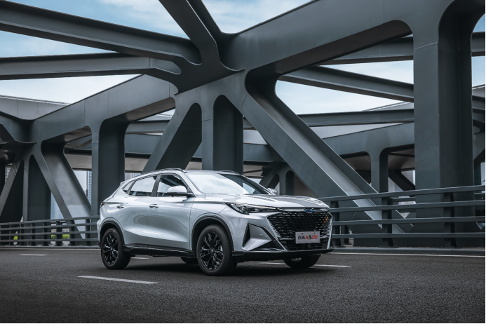 年终最值得期待的运动型SUV—欧尚X5PLUS正式开启预售_凤凰网汽车_凤凰网