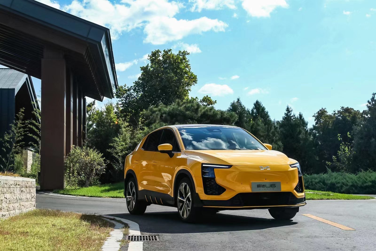 深度体验第二排 试驾传祺M8宗师版_凤凰网视频_凤凰网