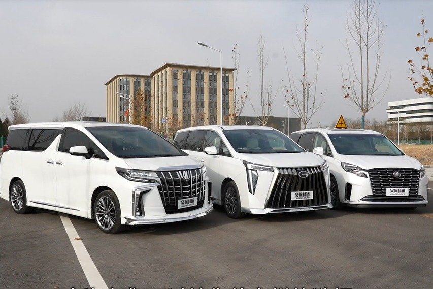 面对MPV市场两大强者 卷出来的M8宗师版也不虚_凤凰网视频_凤凰网