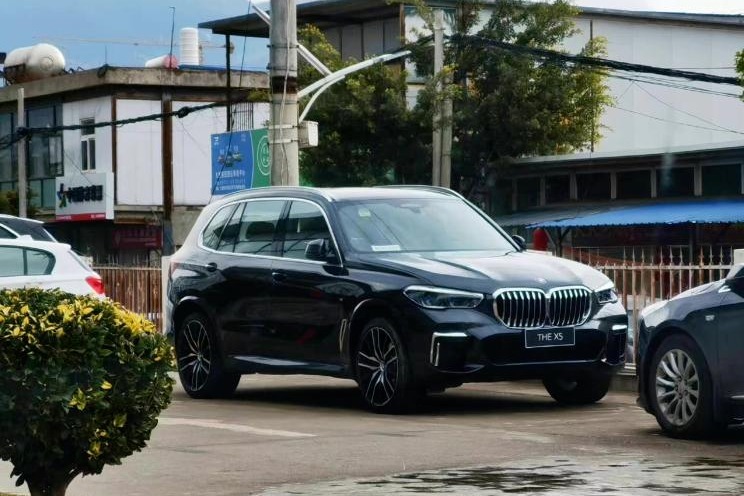 国产宝马X5Li起售仅55.8万元？怀疑你在想peach_凤凰网