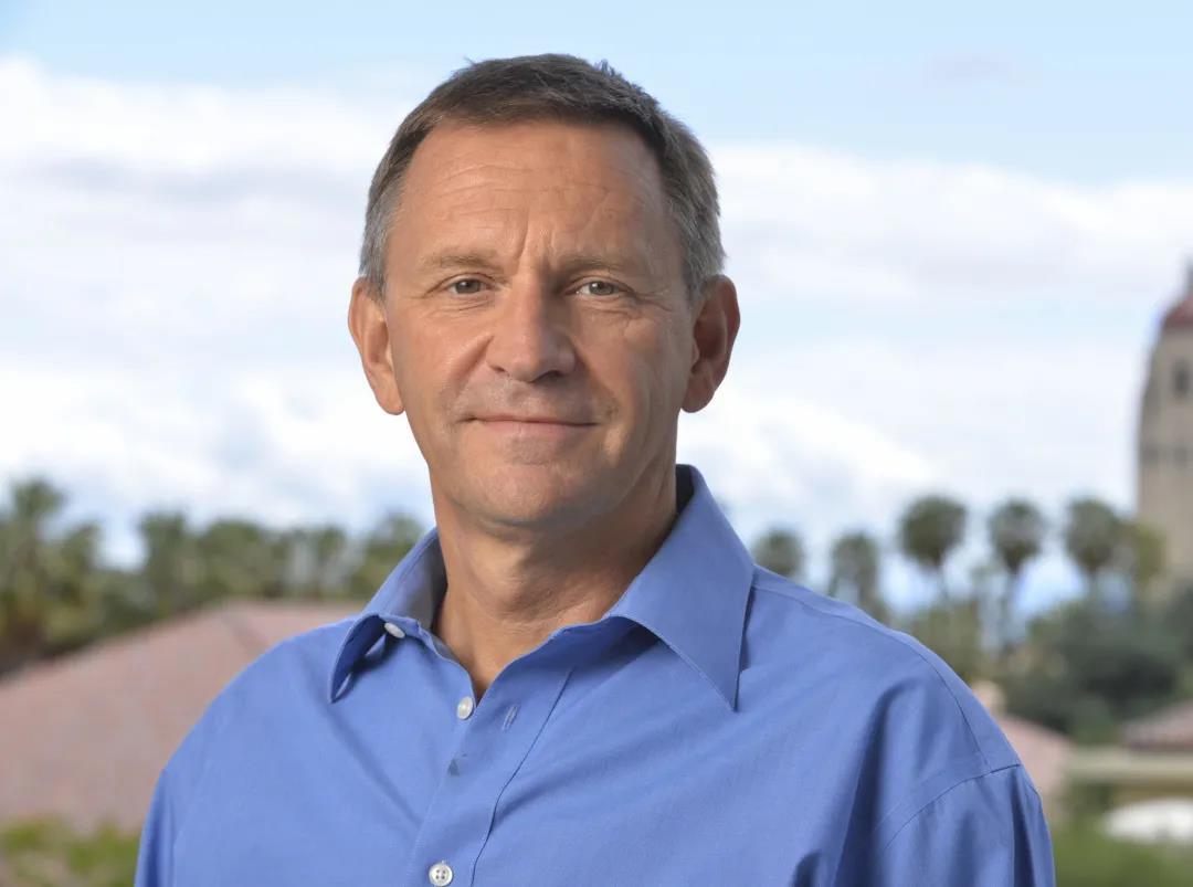 英特尔Nick McKeown：定义边缘 引领前沿__凤凰网