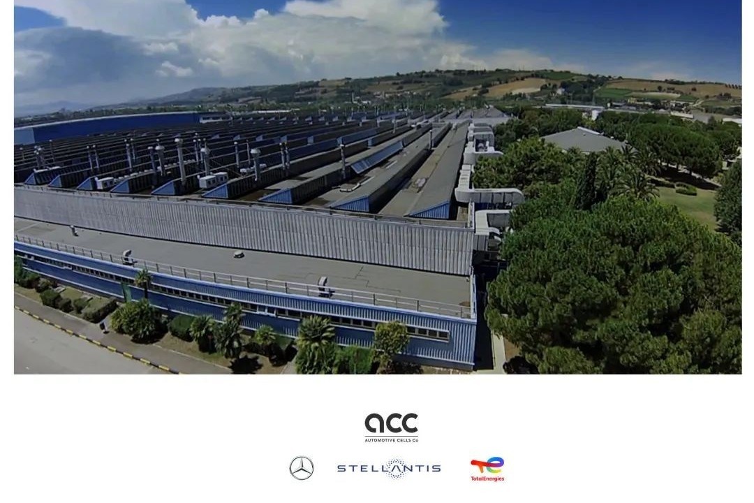 Stellantis集团推动ACC电池工厂投资计划 预计2030年产能提升_凤凰网