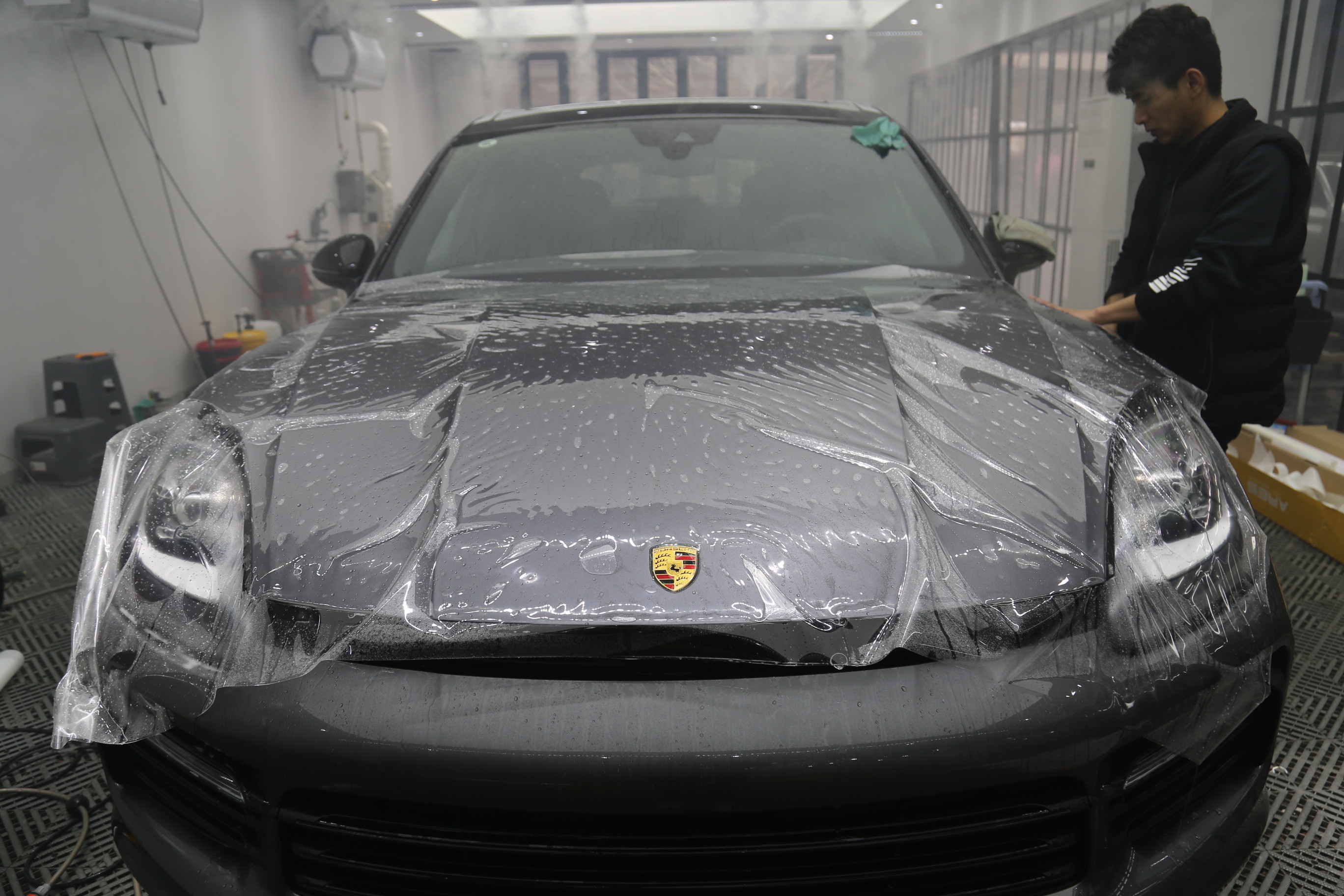 保时捷卡宴全车装贴XPEL隐形车衣透明保护膜__凤凰网