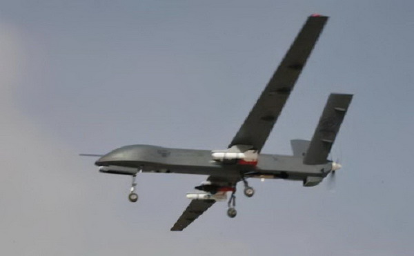 我国新型威力强大的WJ-700高空高速长航时察打一体无人机__凤凰网