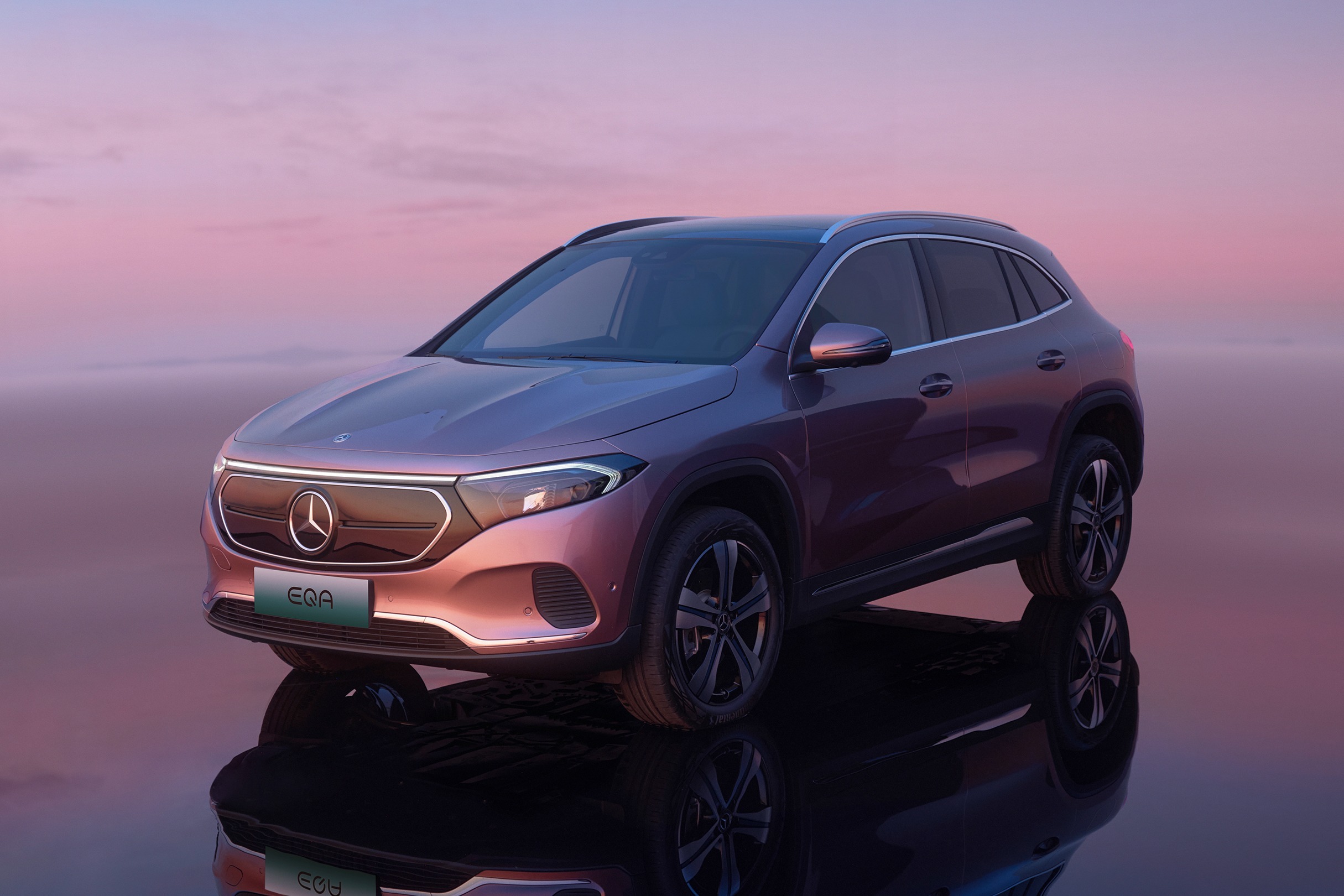 2022款奔驰EQA/EQB上市；比亚迪海豹官方内饰图发布_凤凰网视频_凤凰网