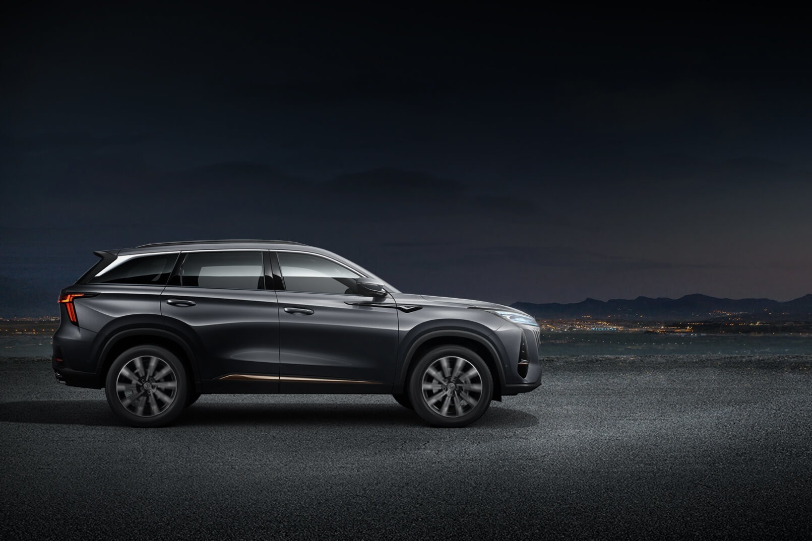 15万级SUV有多卷？全系8AT的第二代长安CS75 PLUS怎么选？_凤凰网视频_凤凰网